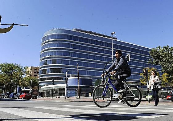 El Ayuntamiento de Murcia deberá devolver casi 800.000 euros por cobros indebidos en las obras ...